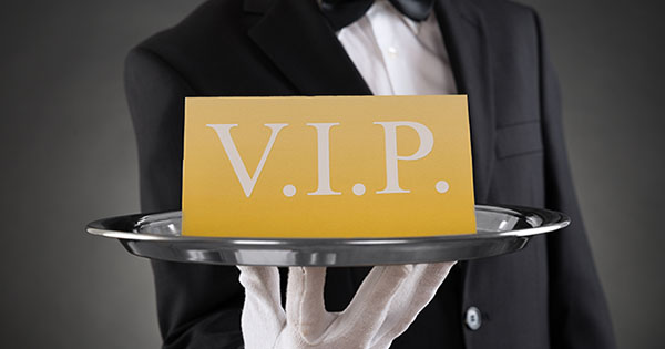 用餐做最好的位置、提供菜單沒有的私房菜...享有超級特權的VIP對企業真的好嗎？ - 今周刊