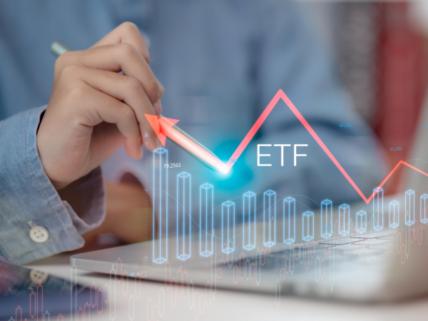 大盤波動低接好時機？一表看台股ETF「7千金」，00940、00929、00919...1特色讓存股族越跌越買 - 今周刊